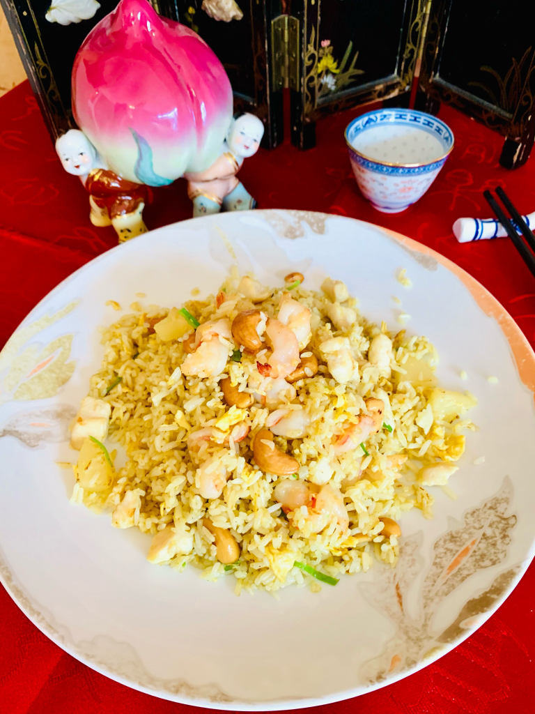 Riz sauté façon thaï (poulet, scampis & ananas) - New Confucius ...